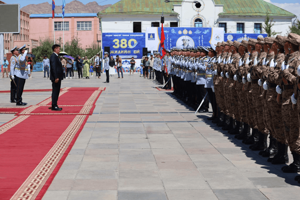 Галдан Бошгот хааны мэндэлсний 380 жилийн ой ёслол төгөлдөр эхэллээ Dobu Mn