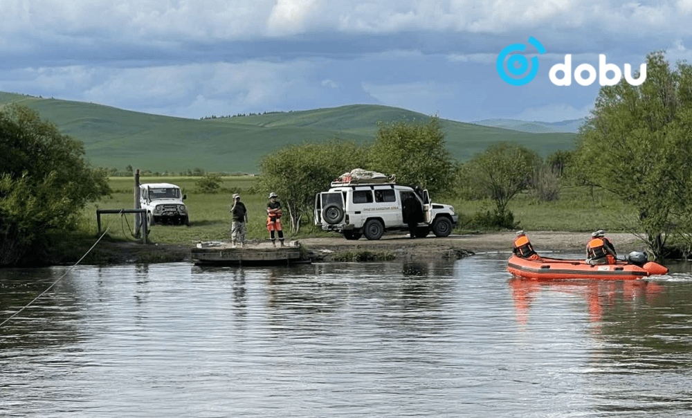 Гол, мөрнөөр нийт 1752 иргэнийг завиар зөөвөрлөж, аюулгүй байдлыг хангалаа - dobu.mn