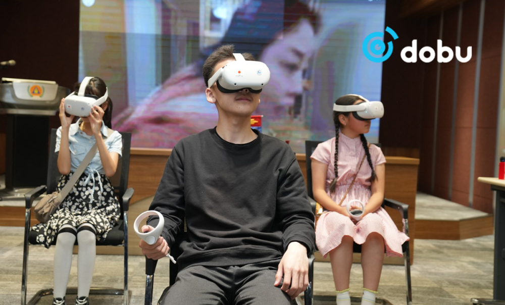 Газар хөдлөлтийн гамшгийн аюулыг таниулах, мэдлэг олгох сургалтын “virtual reality” төхөөрөмжийг ...