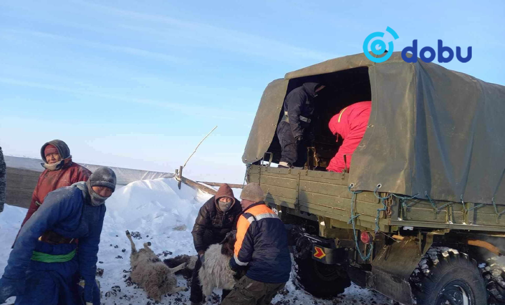 Зэвсэгт хүчний алба хаагчид өвөлжилт хүдэрсэн гурван аймагт ажиллаж байна Dobu Mn