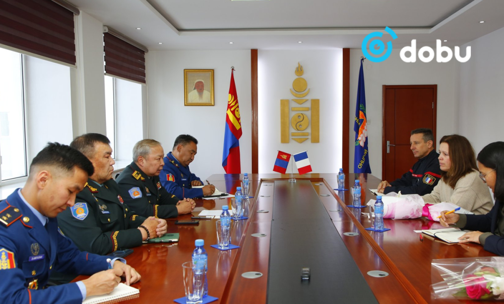 БНФУ-аас Монгол Улсад суугаа Онц бөгөөд Бүрэн эрхт Элчин сайд хатагтай Коринн Пэрераг хүлээн авч ...