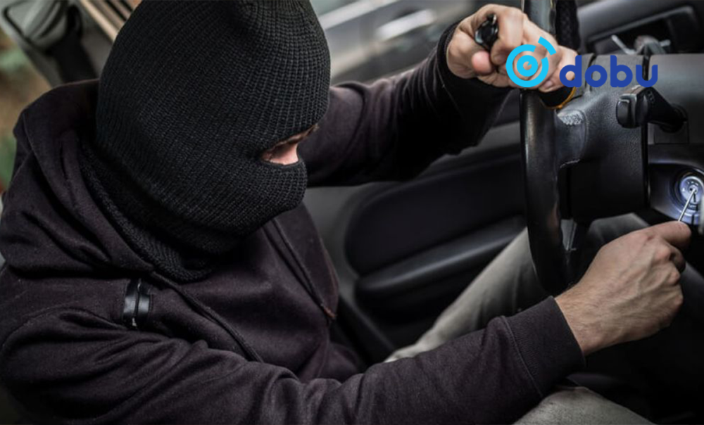 Гараашт байрлуулсан машинаас эд зүйл алдагдаж байна - dobu.mn