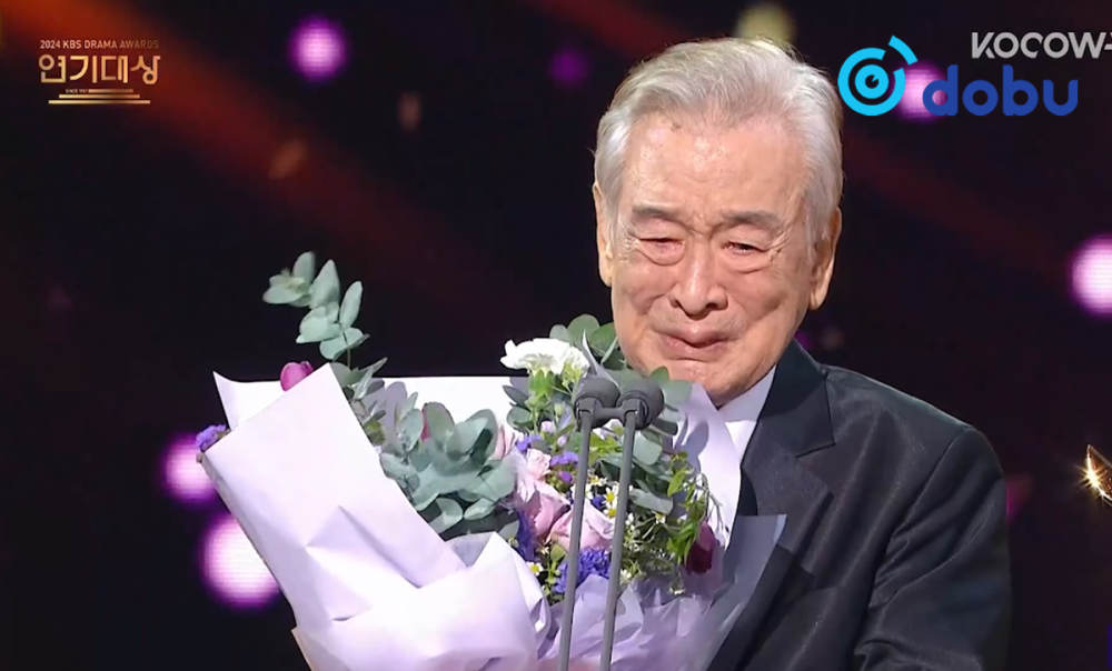 Солонгосын жүжигчин Ли Сун Жэ бурхан зүг морджээ - dobu.mn